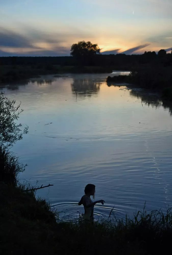 Pór do sol no río Osuga, Osuga.jpg