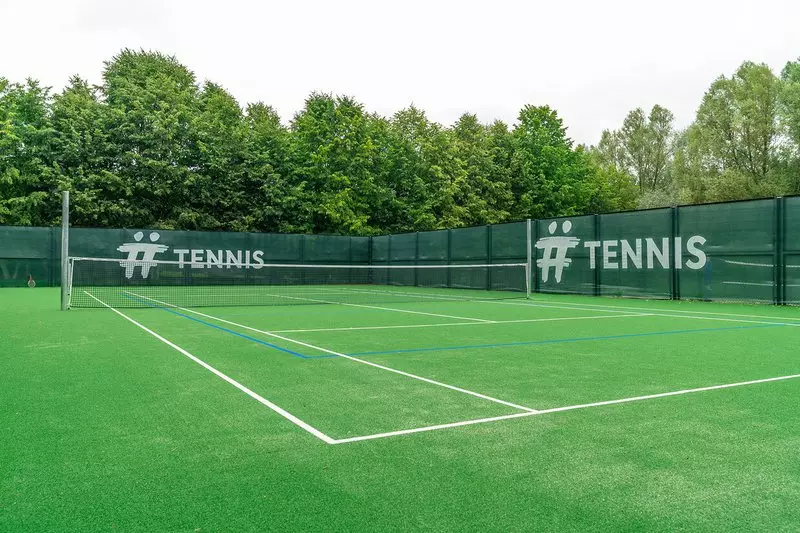 Tenis court.jpg.