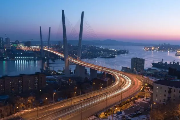 vladivostok، gorbatov.jpg.