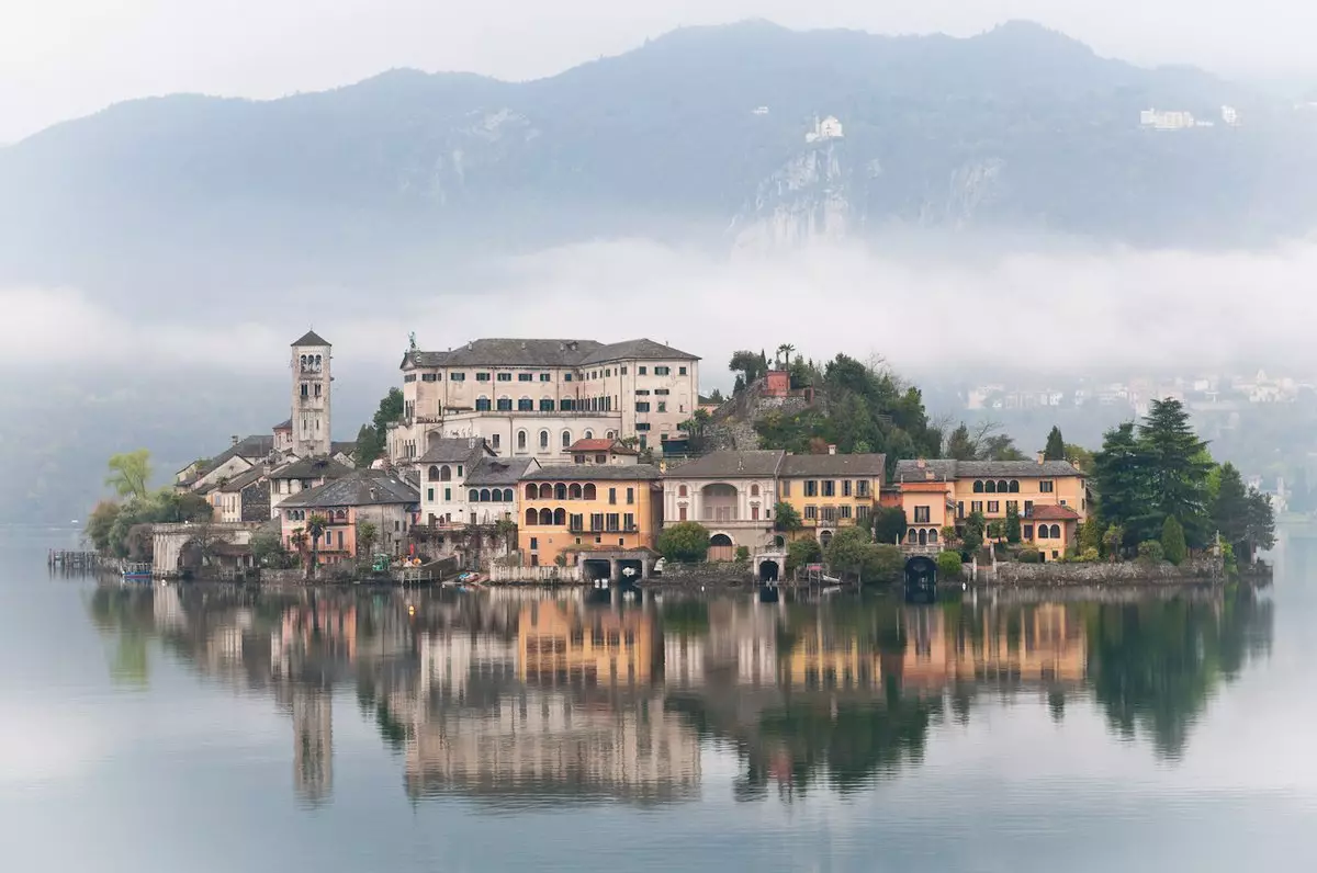 10 Resorts on Lakes: Orta