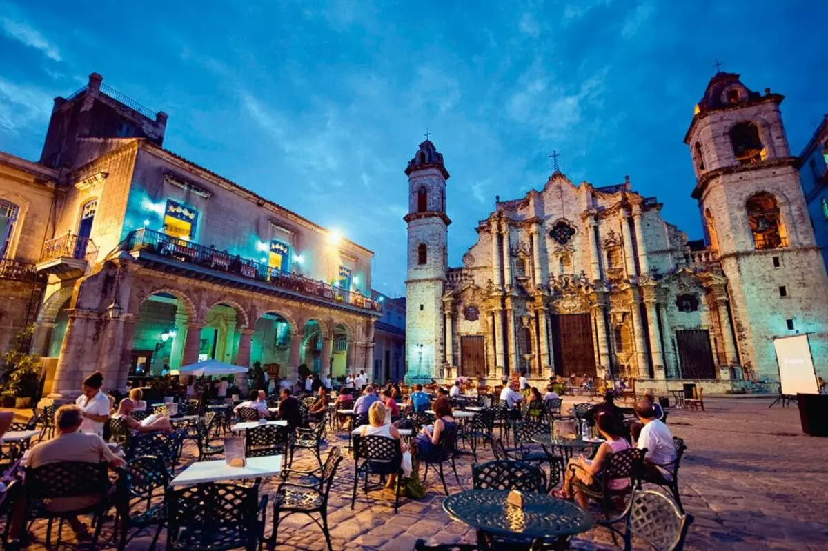 Havana: Katika rhythm ya Salsa.