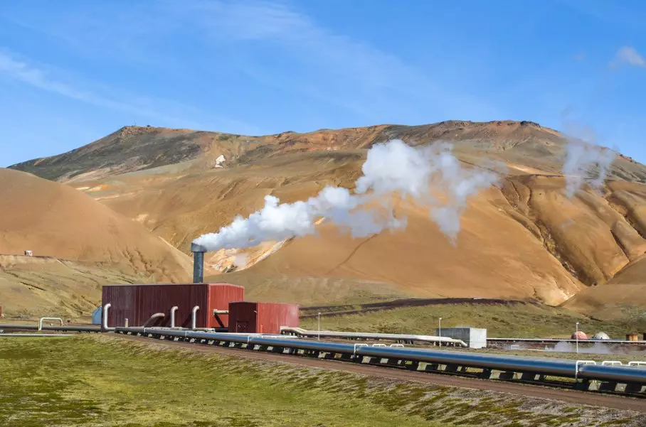 Islann ap resevwa enèji nan magma