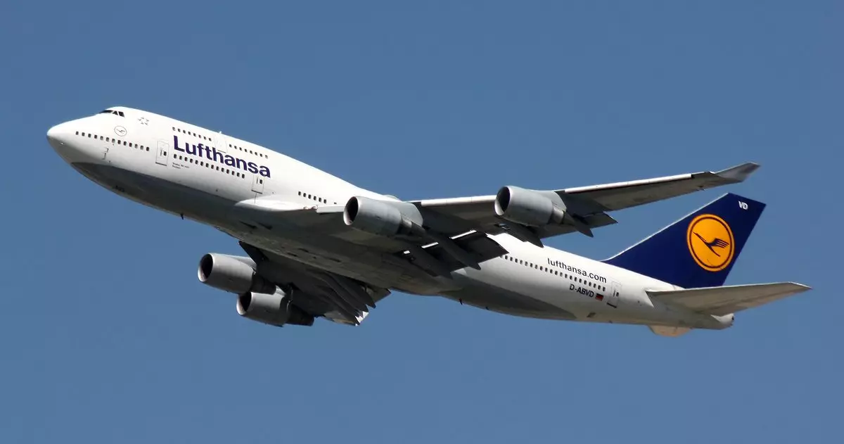 Lufthansa o amohela boiphihlelo ba louxers