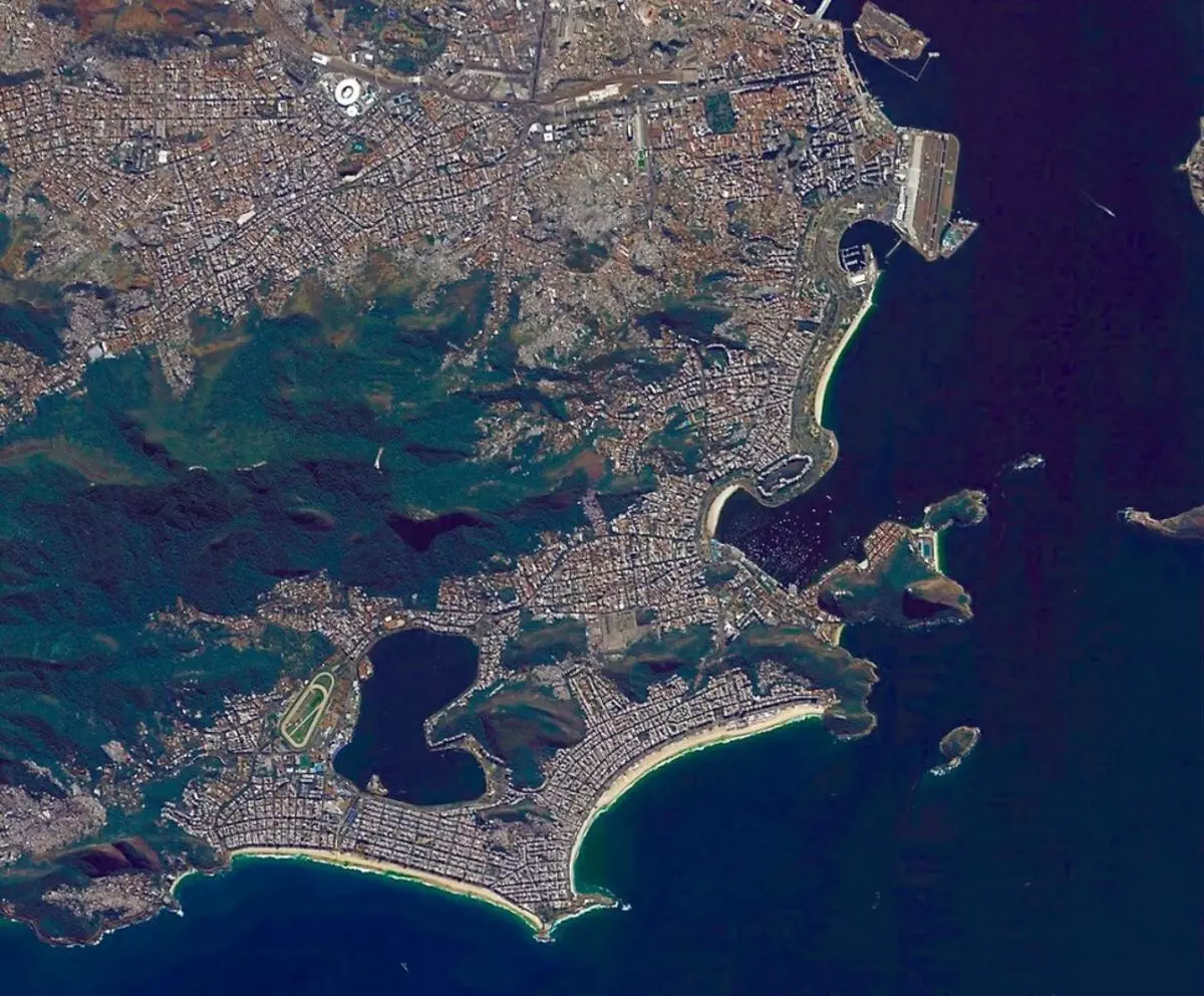 Rio de Janeiro: View aus Space