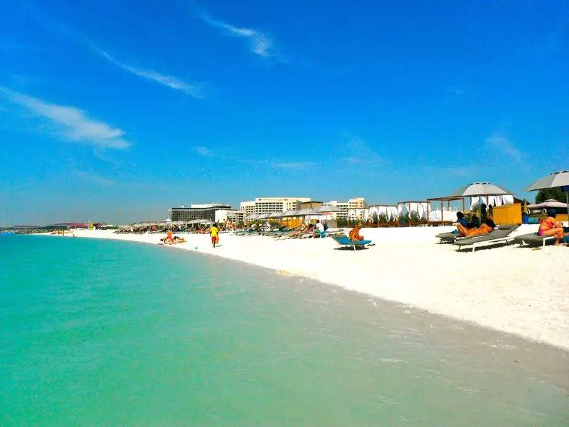 Syan Beach, Abu Dhabi.jpg