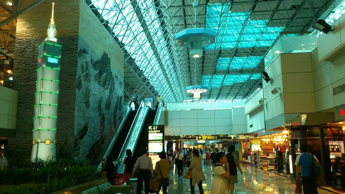 1280px-taiwan_tooyuan_airport_t2_departur_area.jpg.