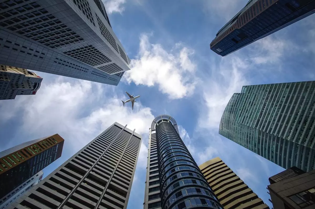 飞往伦敦的航空公司和900,000卢布的价格。 2019年业务旅行市场的结果