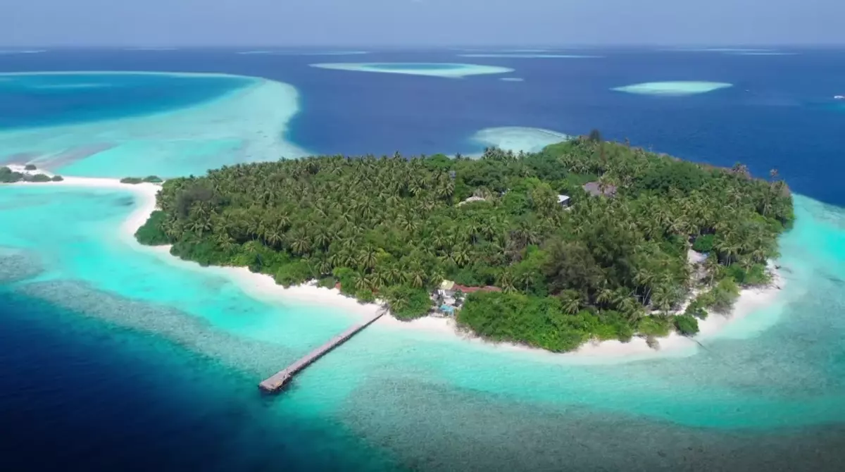 Maldive ndërtoi një hotel për koronavirus të infektuar: Video