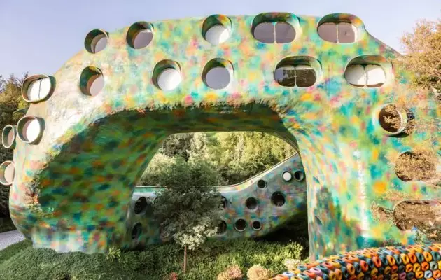 I Mexico er det et futuristisk boligkompleks i form av en slange, og han er flott 11750_3