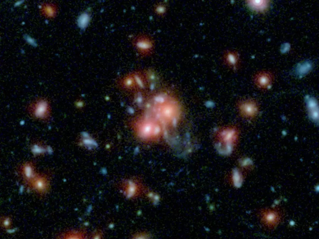 Աստղերի գործարան. Գիտնականները հայտնաբերել են գալակտիկաների կուտակում, ակտիվ աստղի ձեւավորմամբ