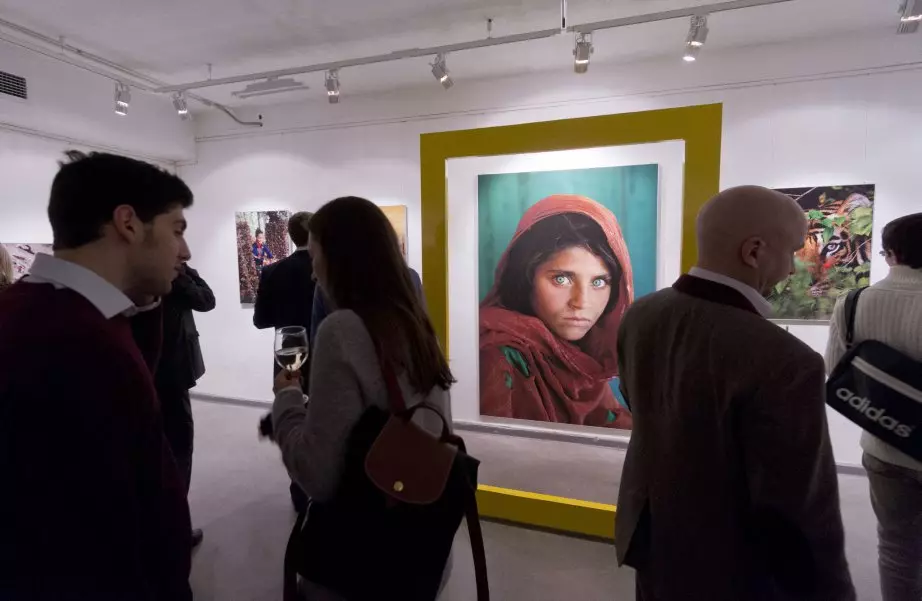 Duab Exhibition "125 xyoo National Geographic" qhib