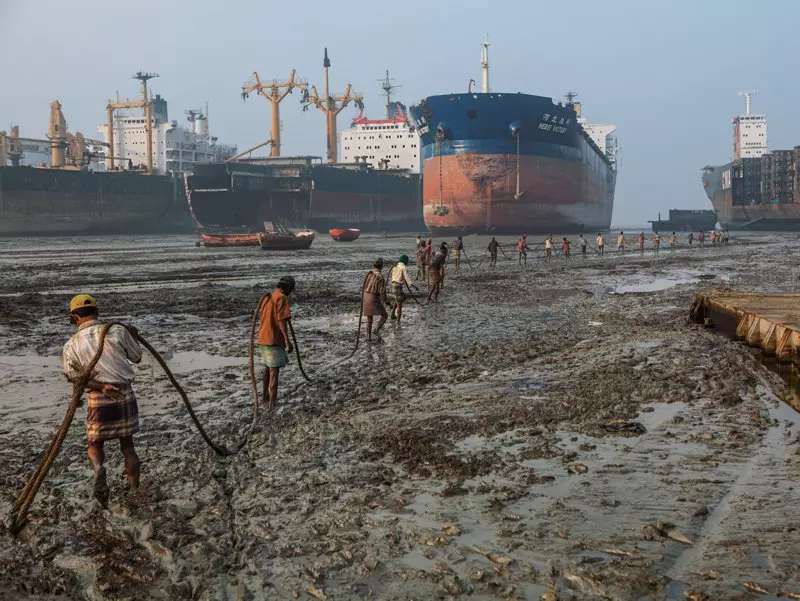 Scheepsbegraafplaats: laatste gigantische pier