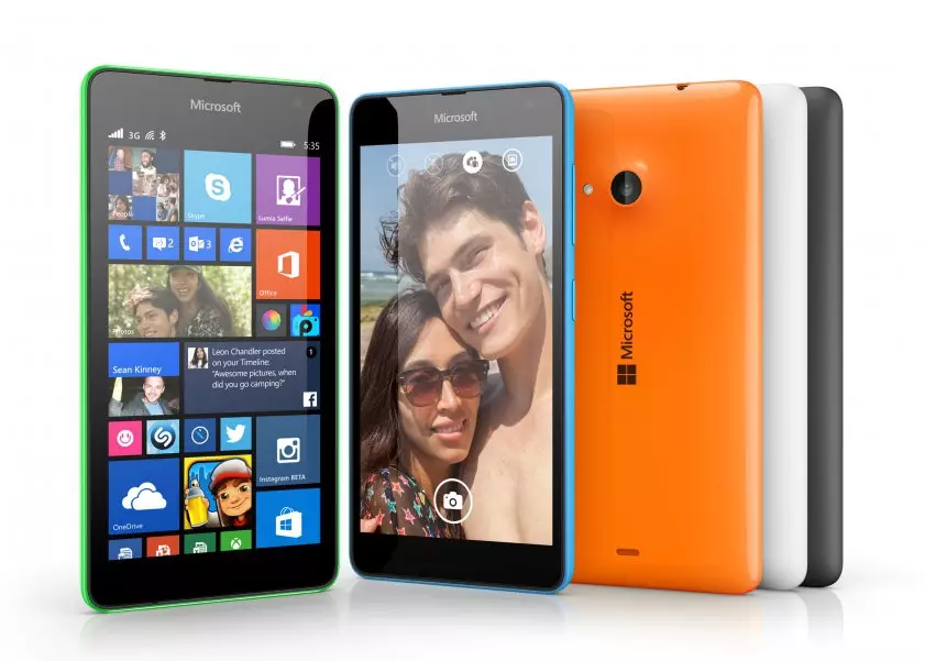 Microsoft Lumia 535: mitmesuguseid innovatsiooni taskukohase hinnaga