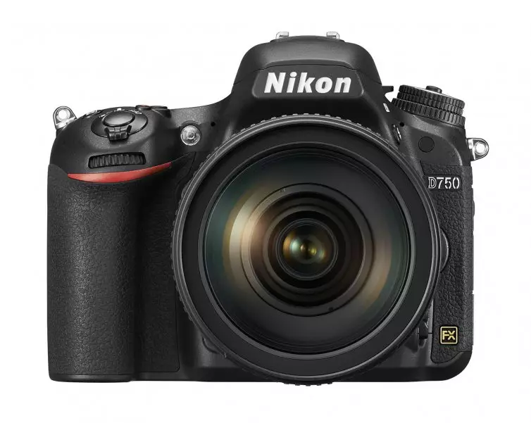 Cámara Nikon D750: capacidades de tiro insensible en formato FX