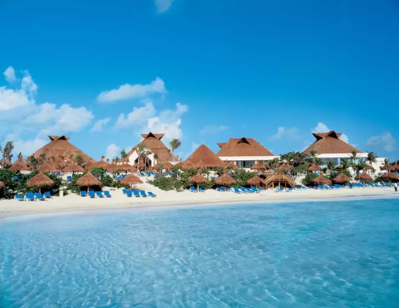 Khách sạn Bahia Principe cung cấp Paradise Rest ở Góc thiên đường