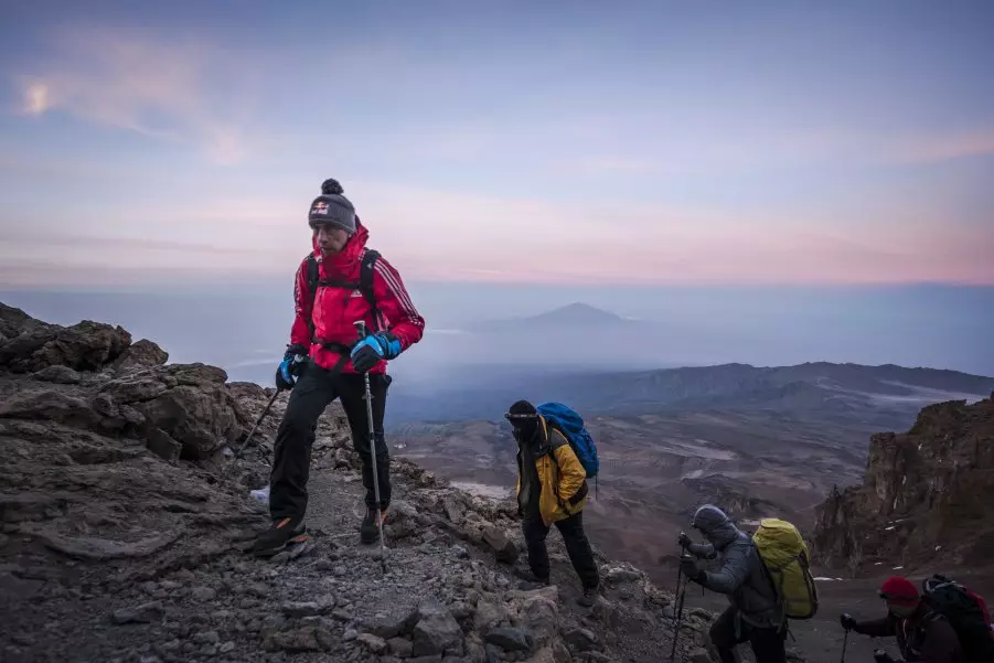 Sida tifatiraha guud ee reer Ruushka ee ka adkaaday Kilimanjaro