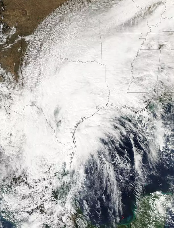 Hurricane "Petricia" akan bidiyo da hotuna NASA