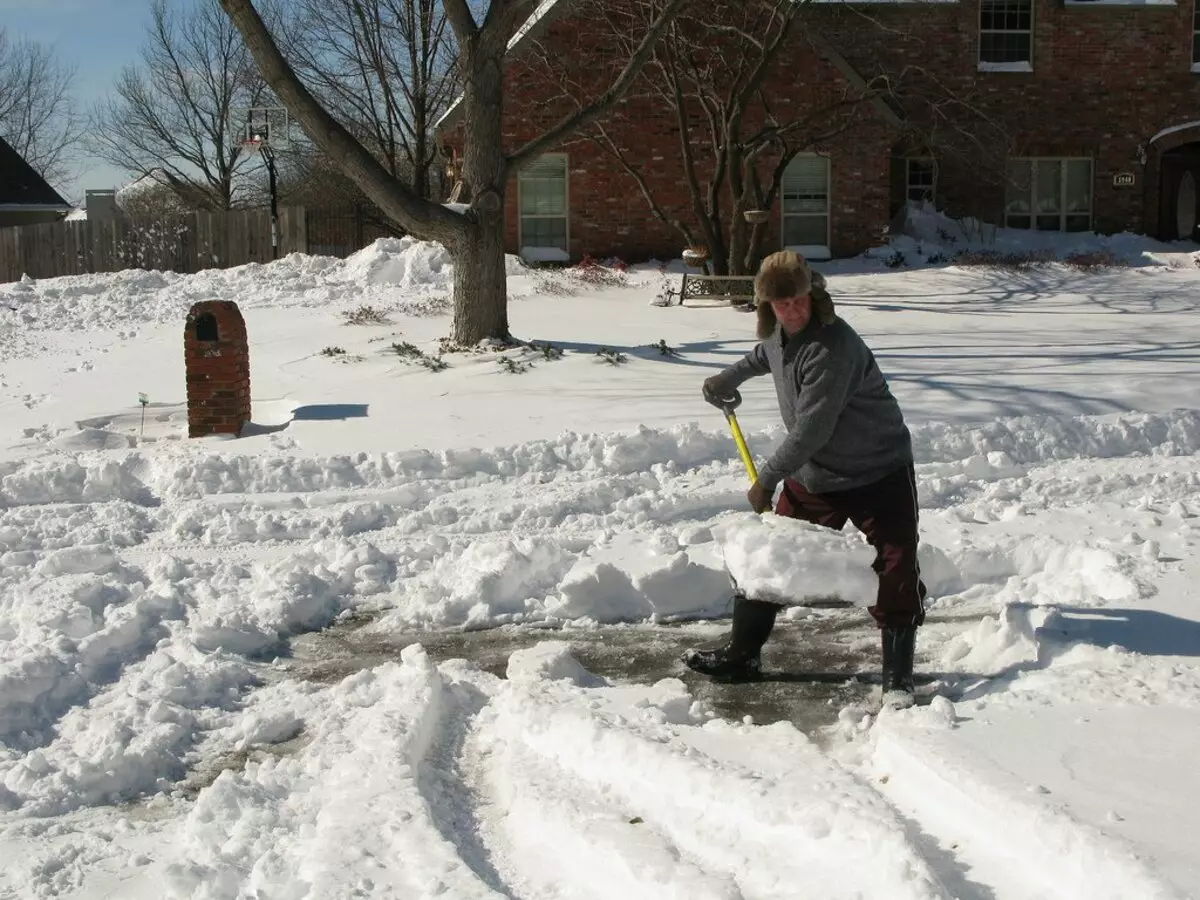 ئامېرىكا snowfall ئەسىرلەر تەييارلىق