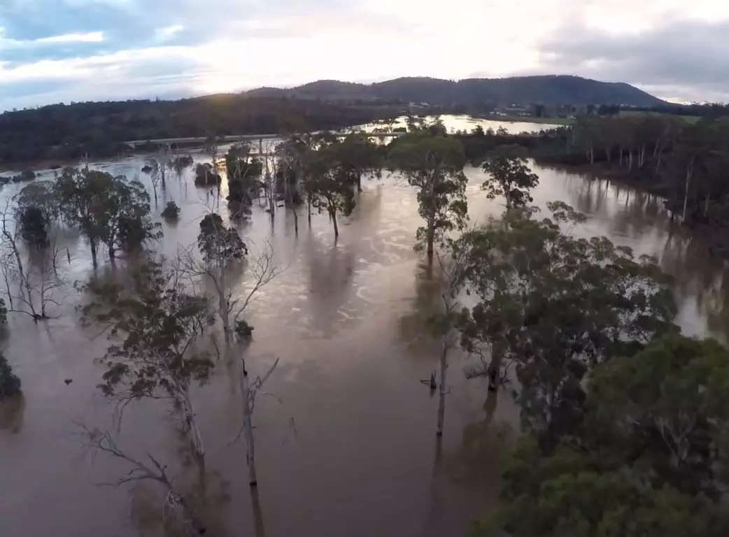 Suurin tulva Tasmaniassa: Video