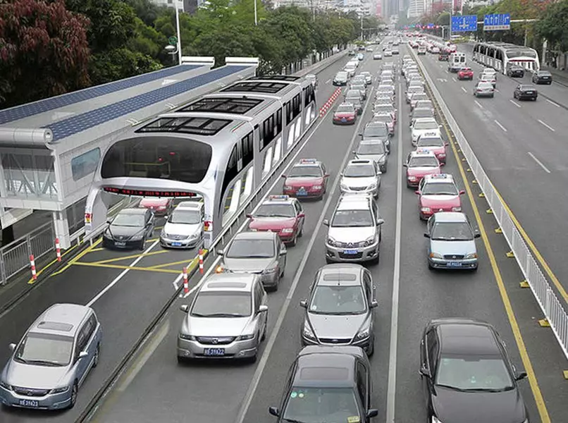 Autobusi i Kinës me përvojë në Kinë