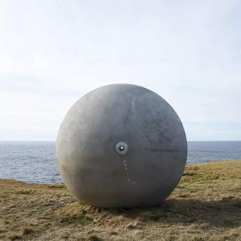 Monument abonekera mu Iceland, ukurikije uruziga ihagaze