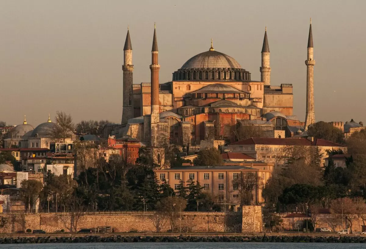 Erdogan a suggéré de tourner la cathédrale de Hagia Sophia du musée dans une mosquée