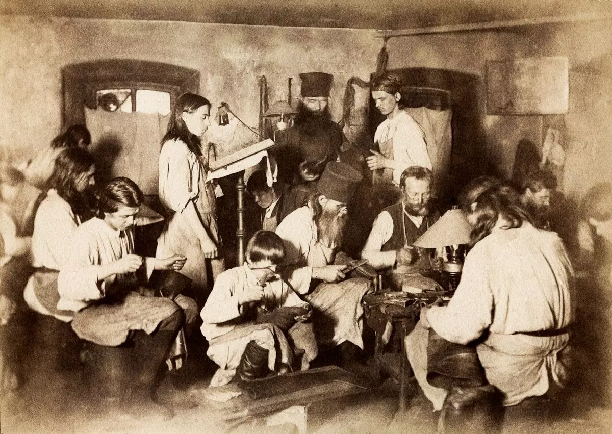 Workshop-Valaam sufi, -1890-E-years.-daga-tarin-Sergey Maximushina.jpg