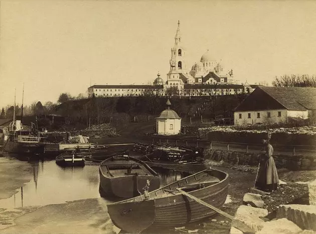 Vista general de la Valaam Residente, la década de 1890. De la colección de Konstantin Benedictova.jpg