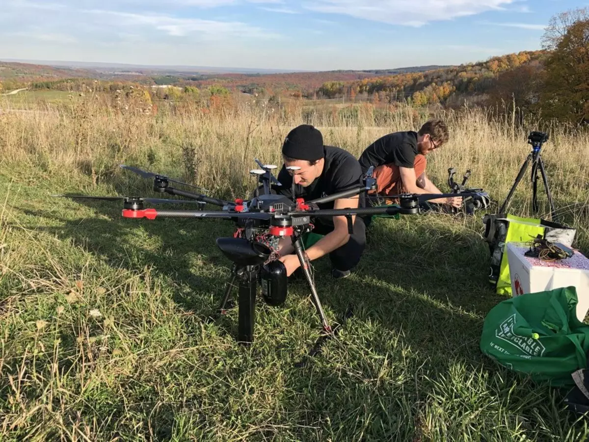 Kanada gudaheeda waxay dhibi doontaa 1,000,000,000 geedo oo ay la socdaan drones