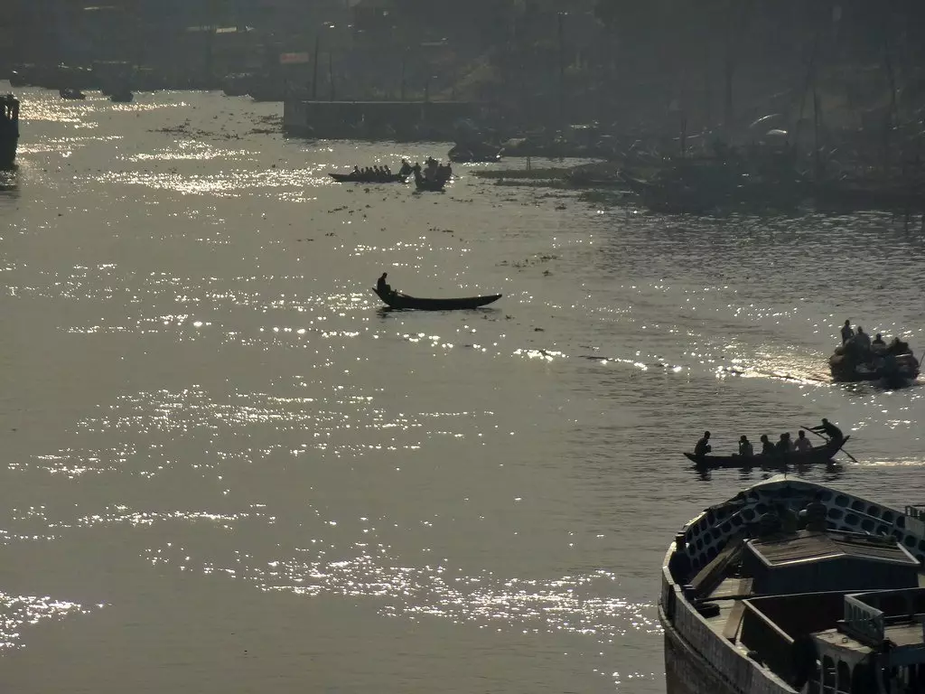 In Bangladesh, chiuderà la fabbrica 231 per il bene di Salvataggio Buriganga