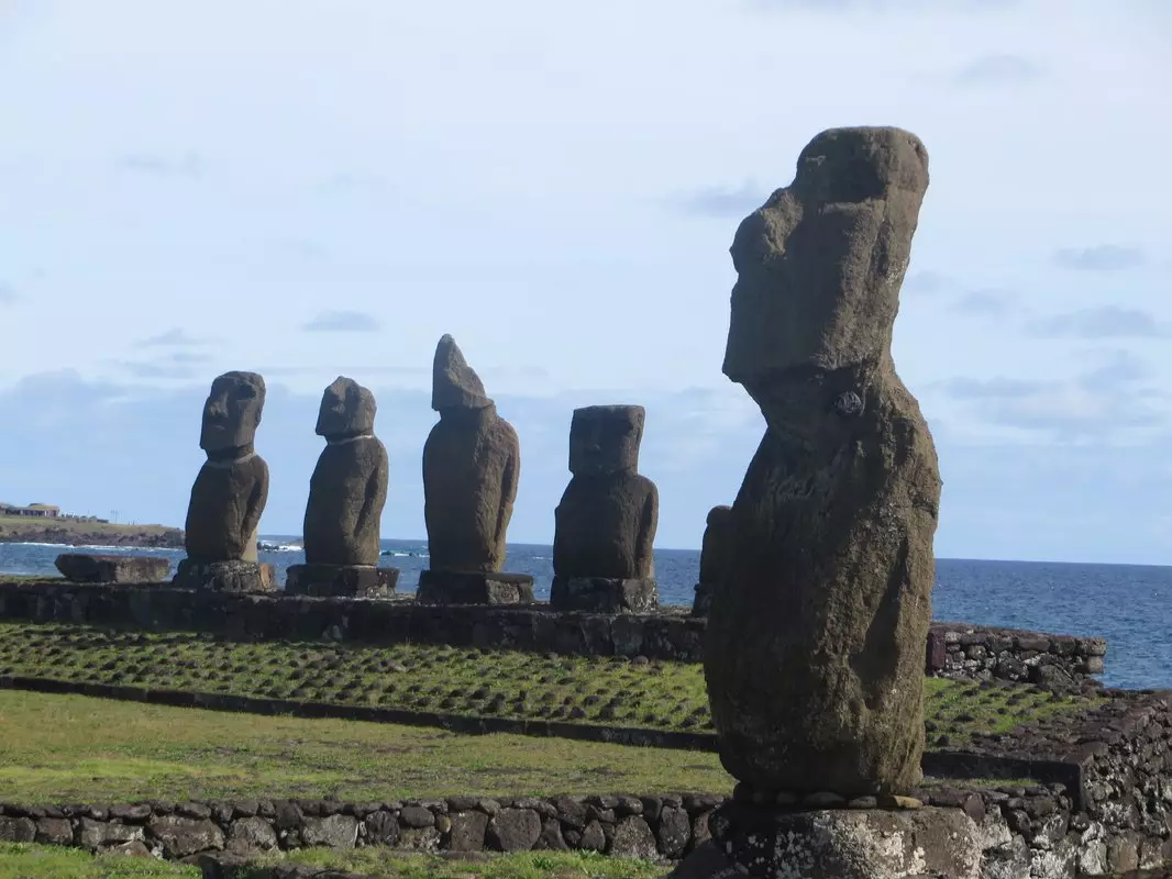 Kungani Impucuko ka-Easter Island, ukubukeka okusha