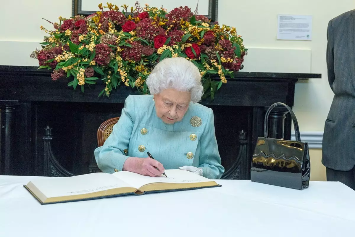 Barbados nagdumili sa pag-ila sa Elizabeth II sa iyang rayna