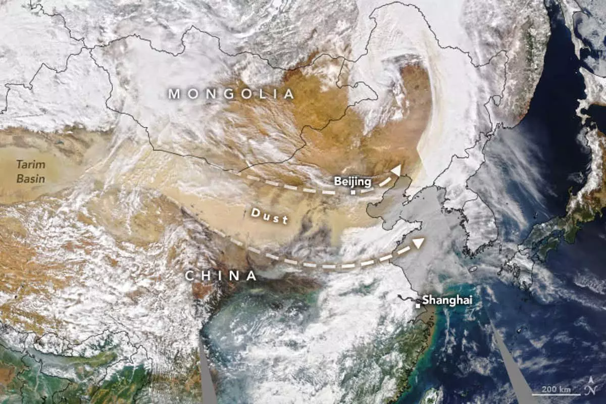 Die kragtige storm in China was nie sanderige, maar stowwerige