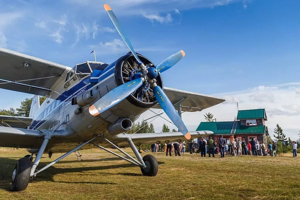 Sa Russia, higit sa 40 airfields malapit para sa serbisyo ng sasakyang panghimpapawid