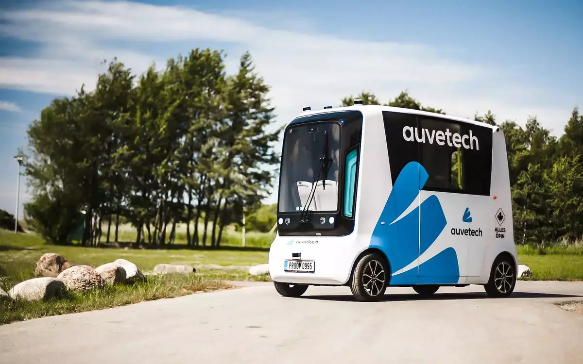 Естония ще стартира безпилотни автобуси, работещи на водородно гориво