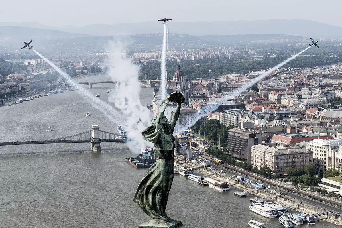 Mirakler på enhederne: Red Bull Air Race World Championship