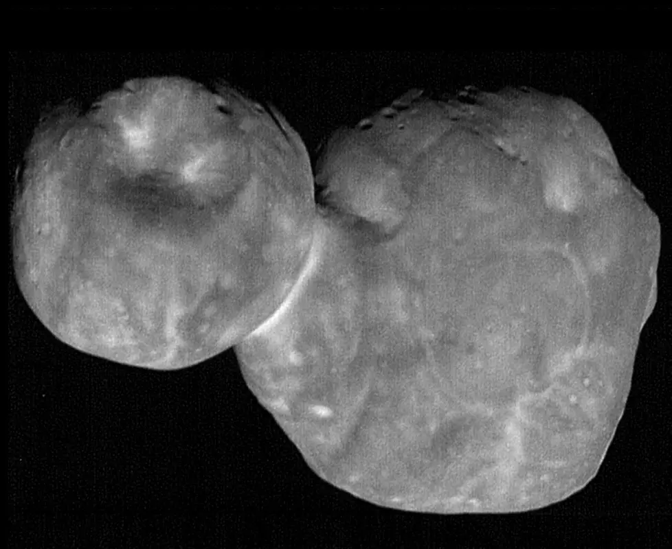 Asteroid Ultima Thule krige in nije namme: arcooke