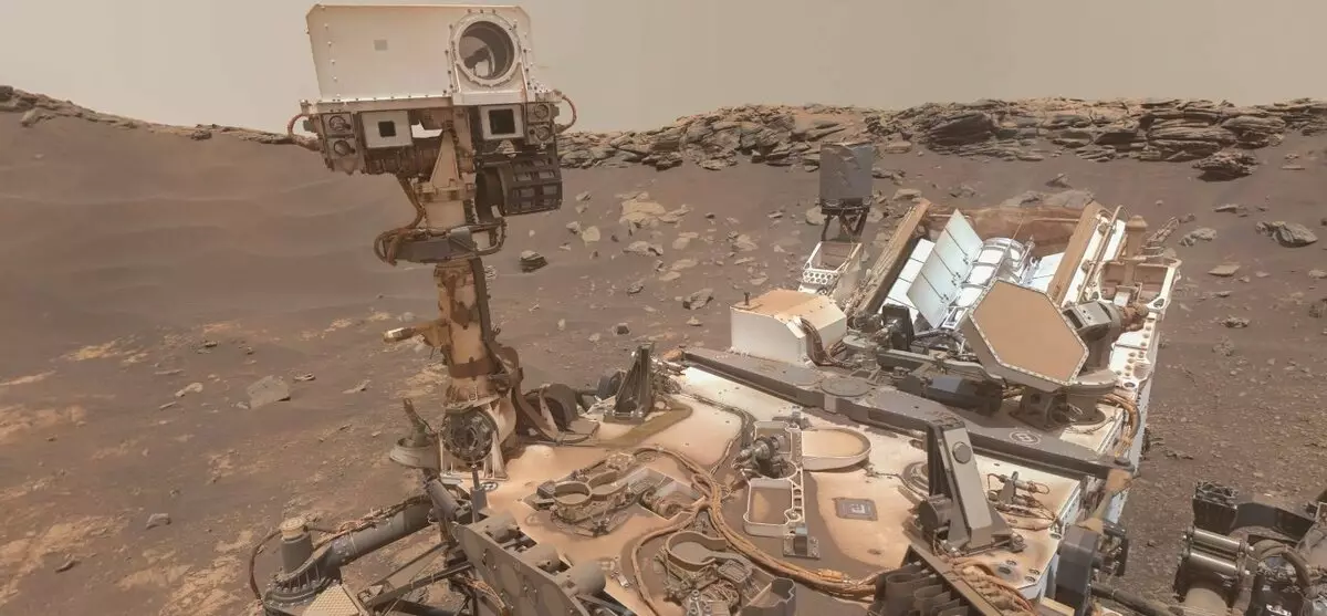 चारों ओर देखो: जिज्ञासा ने उच्चतम संकल्प के साथ मंगल ग्रह के पैनोरमा को हटा दिया