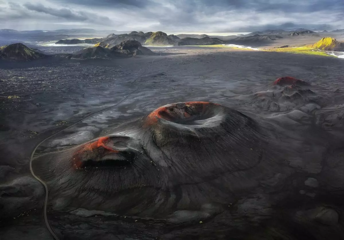 "Rusty Volcano" uye mamwe mafoto evhiki