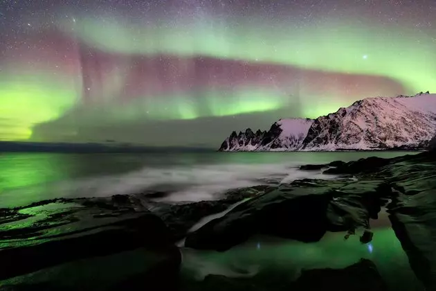 Aurora - с невероятно красив природен феномен. Ние доказваме, 10 суперфреймове от нашите читатели фотографи 18038_7