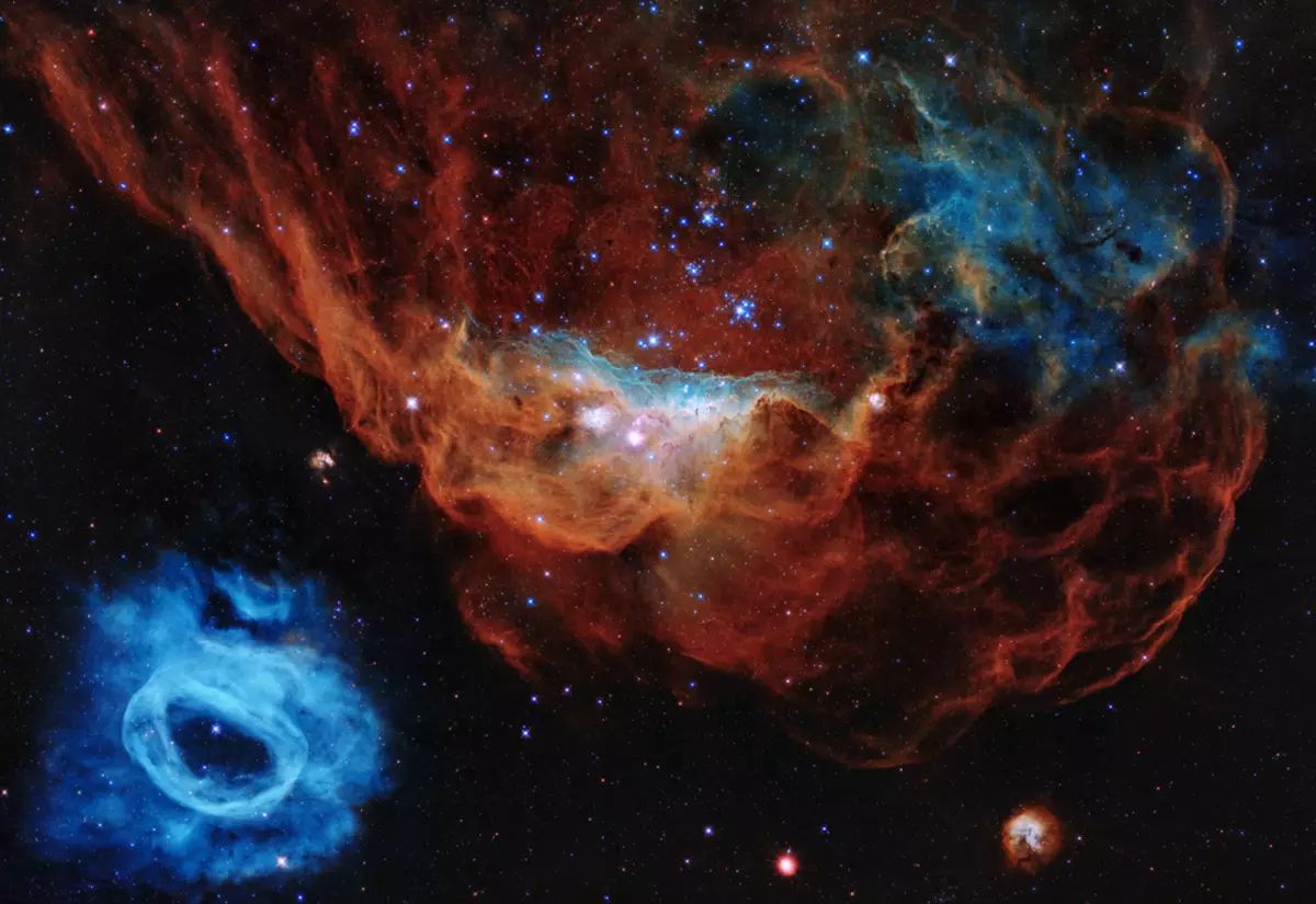 "Space Reef": Iyo 30th Annivers ye "Hubble" yakave ichichengetwa nemufananidzo unoshamisa weaviri Nebulae