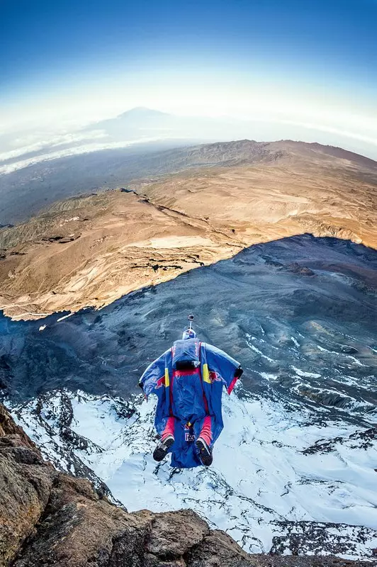 Basejumper Valery Rosov je umrlo u Nepalu