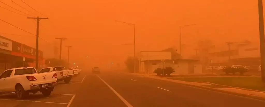 Australiensisk Town Swallowed Sand Storm: Video