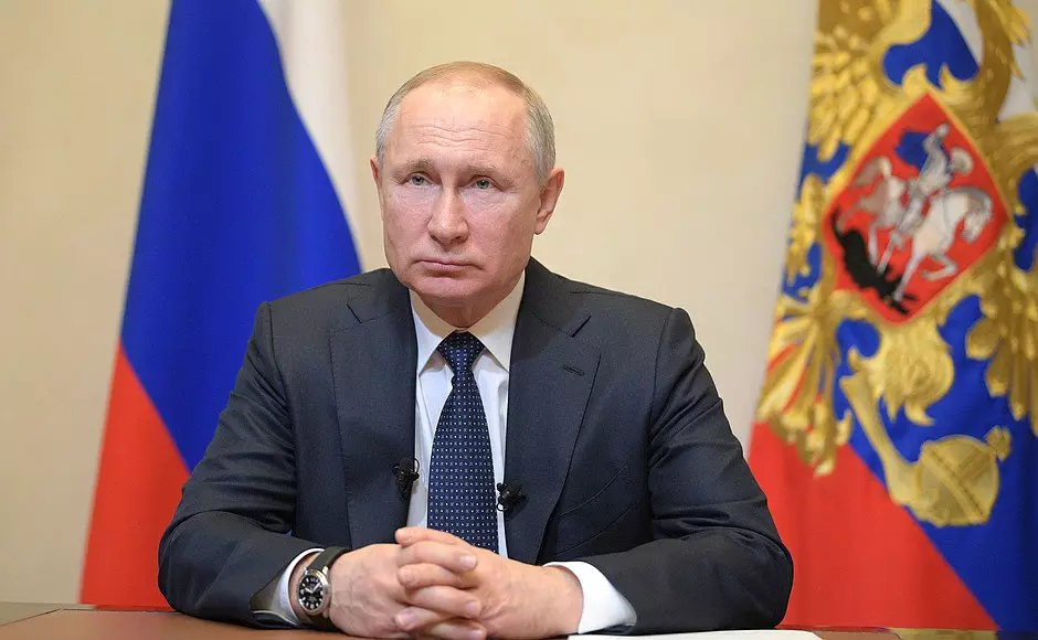 Putin yakaziviswa kunyoresa muRussia yeiyo yekutanga yekudzivirira kubva kuCavid-19