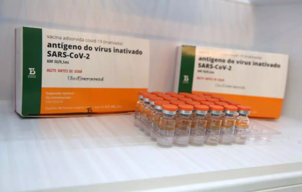 Eksperimen unik ing Brazil: Kabeh pedunung diwasa ing kabeh vaksin saka vaksin saka Kodid-19