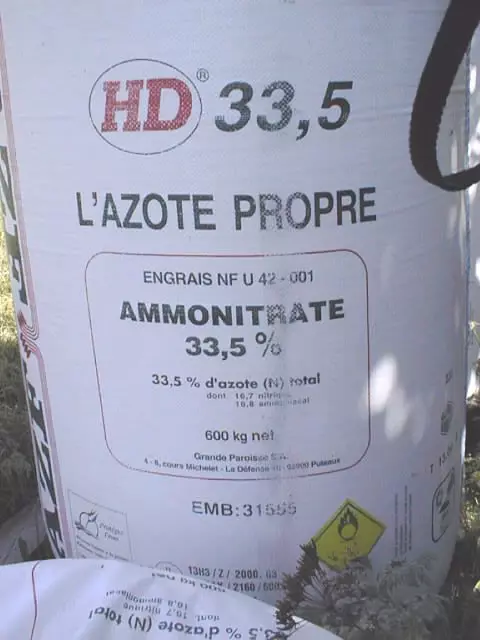 Ammonium nitrate.