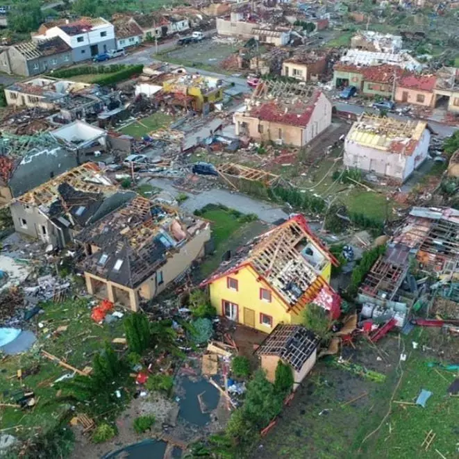 "Geriichtsbezuelen": De gréisste Tornado an hirer Geschicht sinn an der Tschechescher Republik gefall