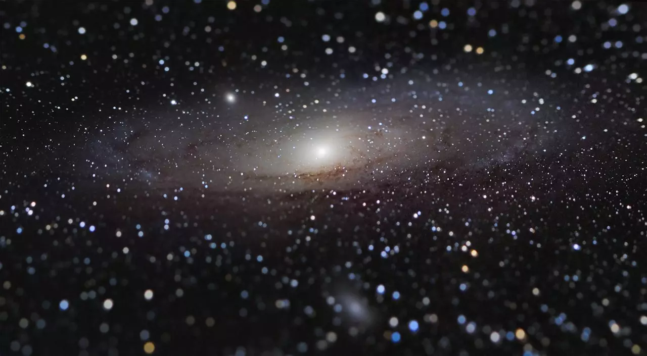 Andromeda, wat aangeraak kan word, en 'n verdere 10 beste astrophotographs van 2020