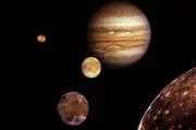 Jupiter și Luna lui