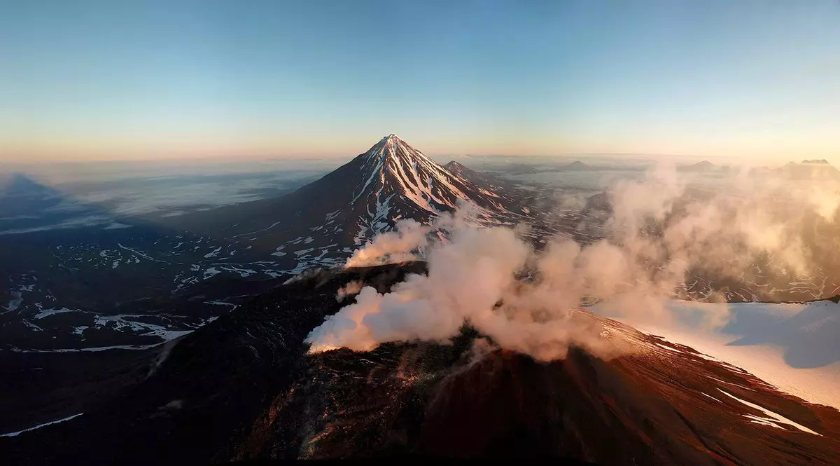 Volcanoes ba to, laifi a gurbatawa na teku a Kamchatka